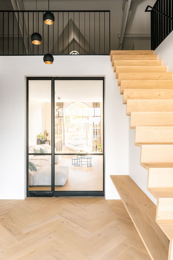 Pivoting Steel Doors - ENVO